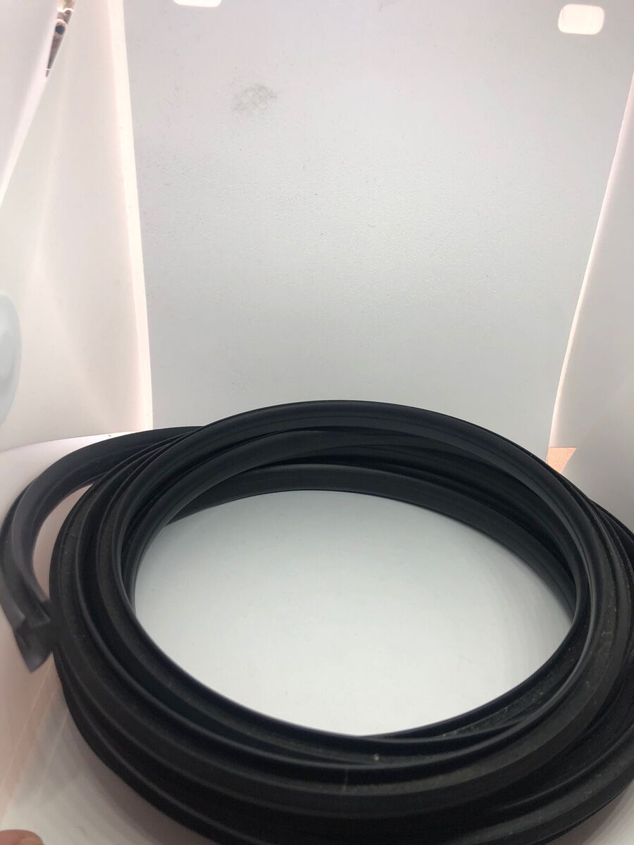 Ford Capri MK2 & 3 rear Screen Rubber Ext Bonded – Palmside NZ