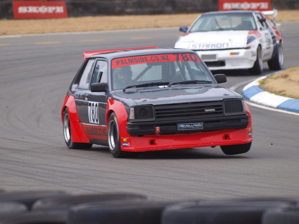 Toyota Starlet RWD heated front screen – Palmside NZ